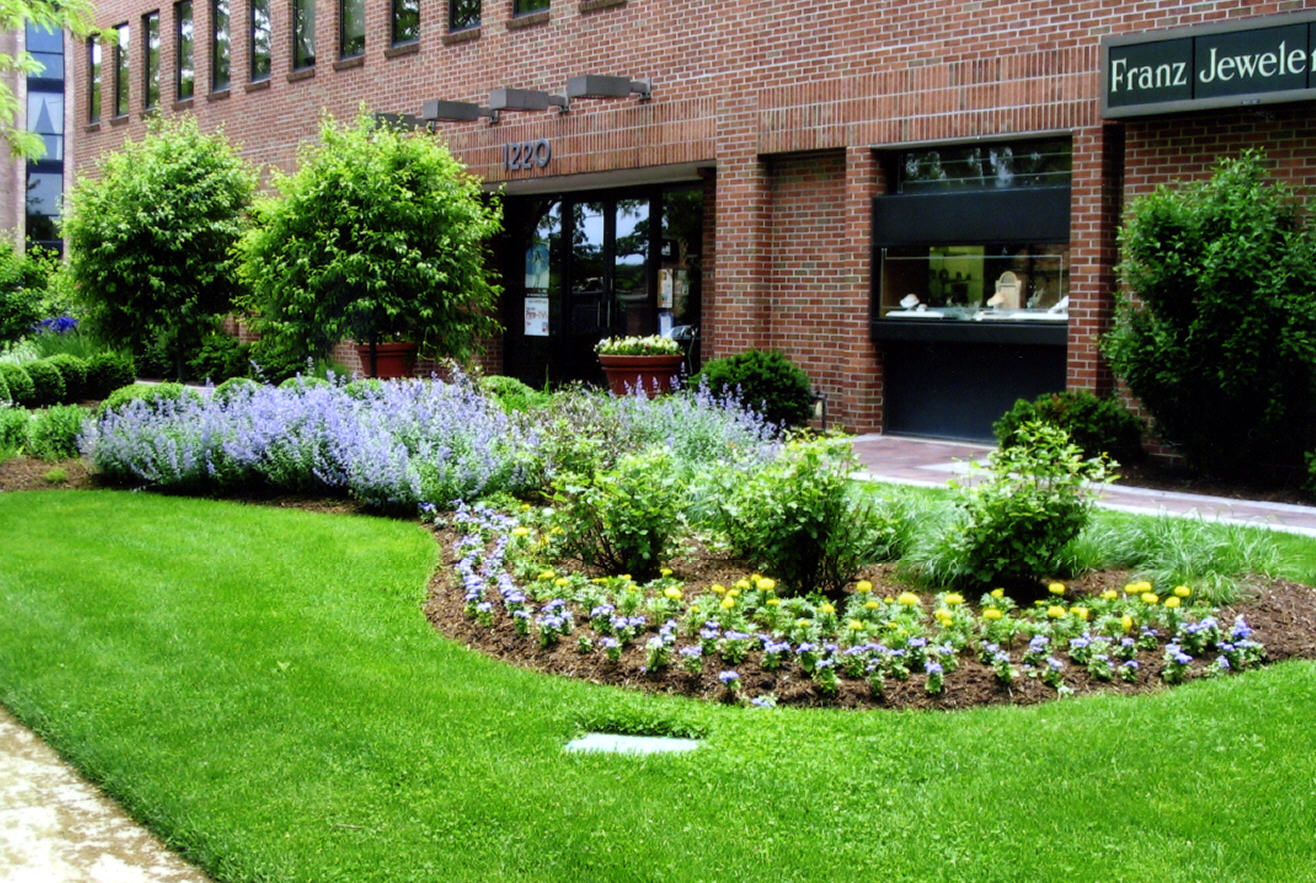 Commercial Landscaping Services in Charlotte | Vision Green Landscape